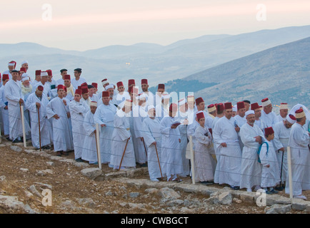 Members of the ancient Samaritan community prays during the holy day ...