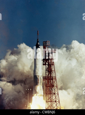Launch of Friendship 7, the first American manned orbital space flight ...