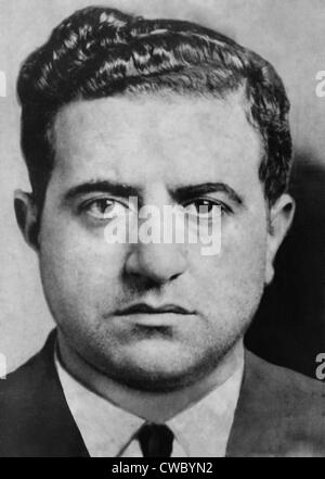 Gangster and mobster Louis Lepke Buchalter handcuffed to guard, getting ...