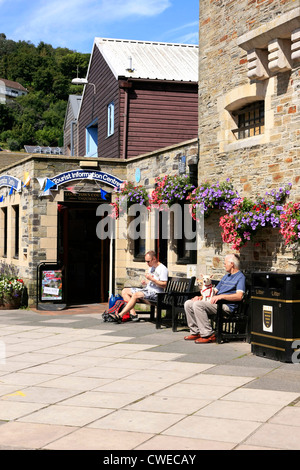 Looe Cornwall, visit Looe information centre for visitors and tourists, England,UK,2023 Stock ...