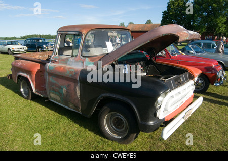 A beat-up pick-up truck Stock Photo - Alamy