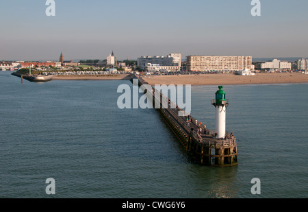 Calais waterfront, beach and pier, France Stock Photo - Alamy