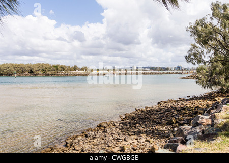 The rocky beach of Mooloolaba, Queensland, Sunshine Coast, Australia in ...