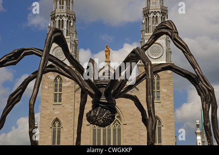 Ottawa, Ontario, Canada - Maman Spider Sculpture (sculptor: Louise ...