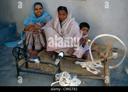 Leper woman ( India Stock Photo - Alamy
