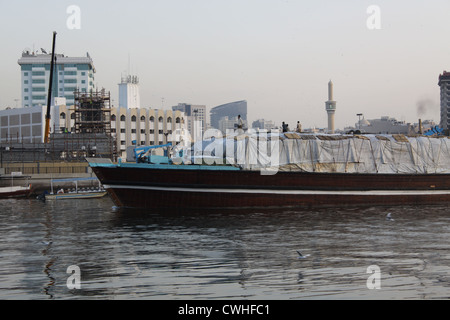Emirates. Dubai. Cargo ship in Dubai Creek Stock Photo - Alamy