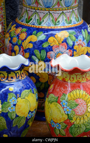 Italian hand-painted ceramics Stock Photo - Alamy