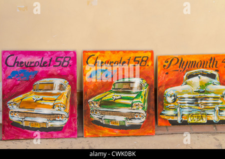 Local cuban crafts, souvenirs and artwork for sale in Old Havana Cuba ...