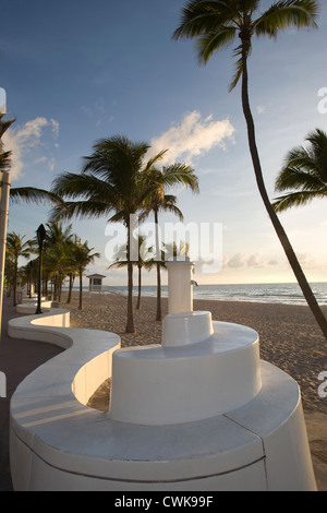 POINSETTIA STREET BEACH ENTRANCE WAVE WALL PROMENADE FORT LAUDERDALE ...