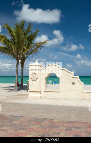 WATERFRONT PROMENADE HOLLYWOOD BEACH FLORIDA USA Stock Photo - Alamy