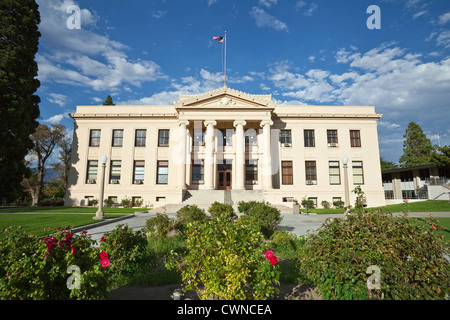 The Inyo County Courthouse at Independence, Ca Stock Photo - Alamy