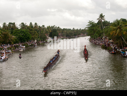 SNAKE BOATS OF KERALA Stock Photo - Alamy