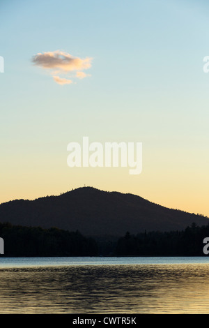 Peaceful view at sunset - Goodnow Mountain in Adirondacks, New York ...