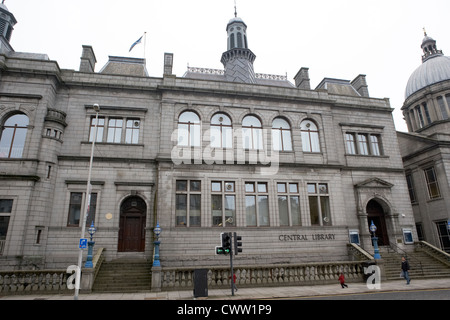 aberdeen central library scotland uk Stock Photo - Alamy