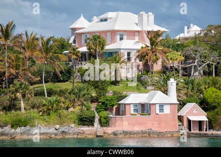 Classic Bermuda architecture along the waterfront of Bermuda Stock ...