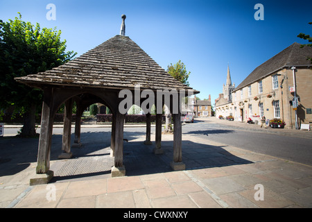 Market Square in Oakham ,Rutland,England Stock Photo - Alamy