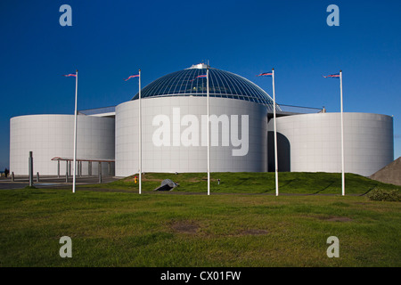 Perlan (The Pearl) a landmark building on Öskjuhlíð hill in Stock Photo ...