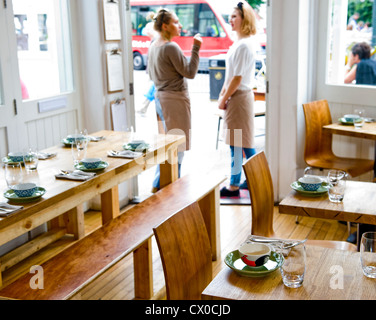 The Begging Bowl, the new authentic Thai place in Peckham 168 Bellenden ...