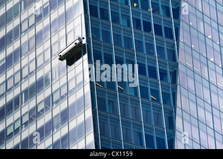 Window cleaning scaffold on side of building Stock Photo - Alamy