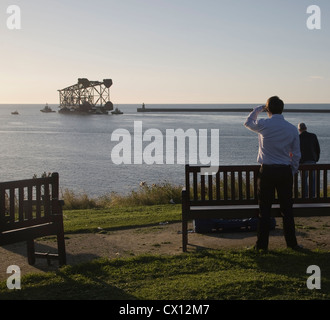 Large Amec oil rig platform base transported from River Tyne into North ...