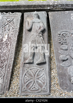 dh templar Graveyard scotland KILMARTIN GLEN ARGYLL SCOTLAND Scottish ...