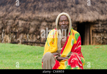 Sidama Tribe Ethiopia Africa old man age 82 with his hut home with ...
