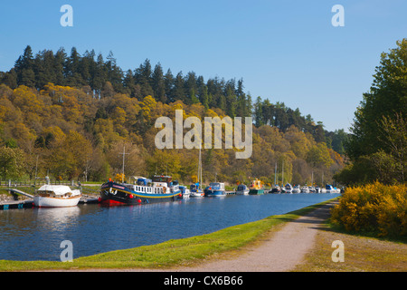 Dochgarroch Lock, Caledonian Canal, Inverness, Highland Region ...