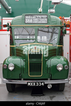 London Transport Green Line bus Logo. England UK Stock Photo - Alamy