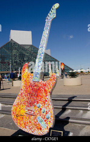 Detail of the sculpture of a giant guitar Stock Photo - Alamy
