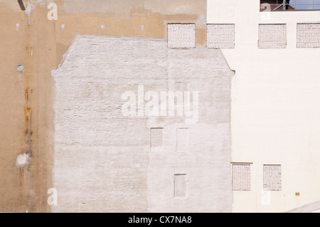 Remaining outline of a building after it was torn down Stock Photo - Alamy