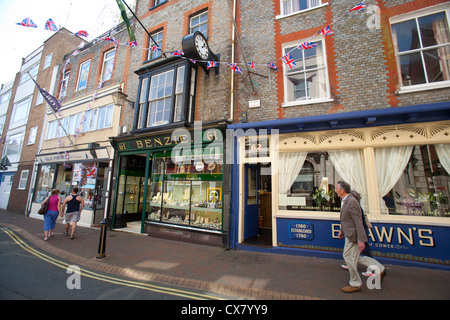 Egons Cafe, High Street, Cowes, Isle of Wight, England, UK Stock Photo ...