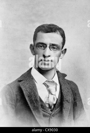 Alexander Berkman, an anarchist, head-and-shoulders portrait, facing ...