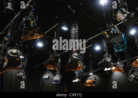 TV studio lights. The ceiling of a TV studio with the lighting ...