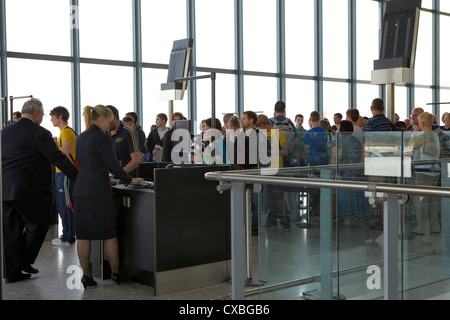 Boarding at a gate, Heathrow Airport, UK Stock Photo - Alamy