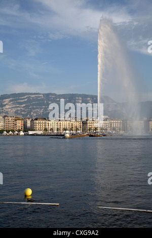 Wasserfontaene of Lake Geneva (Switzerland Stock Photo - Alamy