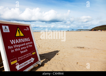 Lifeguard warning sign on the beach of Surfers Paradise, Gold Coast ...