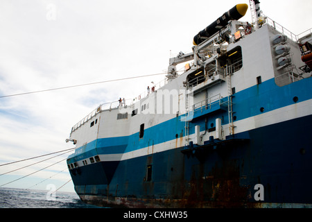 CGG Alizé seismic vessel towing streamers seismic cables looking for ...