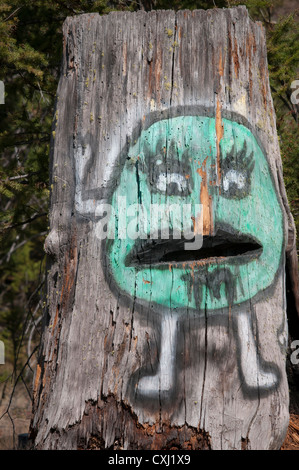 [funny face] on a "tree stump Stock Photo: 21857853 - Alamy