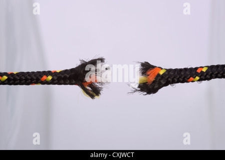 string rope cord pressure broken stress Stock Photo - Alamy