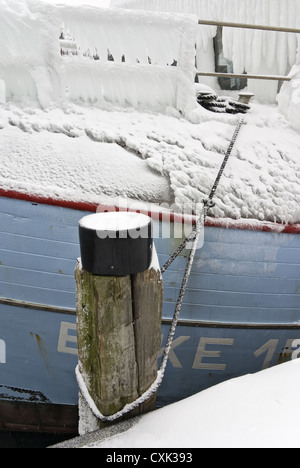 Frosty Boat Landing Stage Stock Photo - Alamy