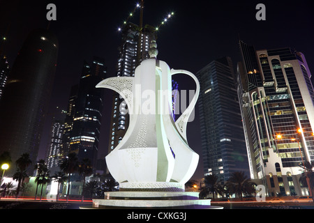 Arabic coffee pot sculpture, Doha, Qatar Stock Photo - Alamy