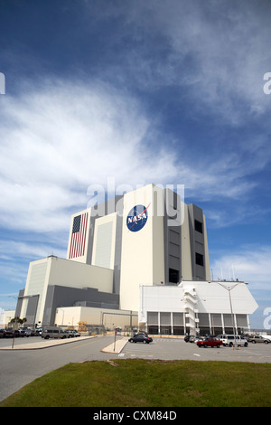 exterior of the vab vehicle assembly building and launch control Stock ...