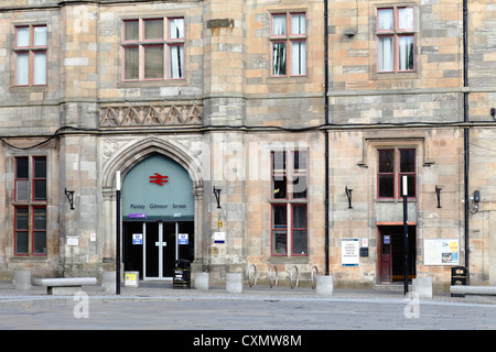 Paisley Gilmour Street Station, County Square, Paisley town centre ...
