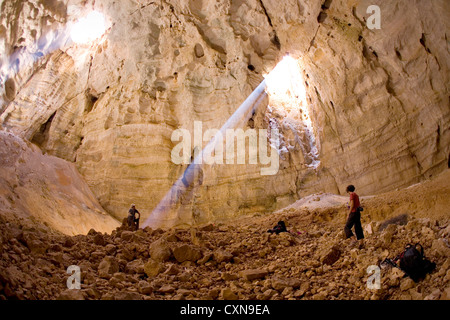 Ambient light rays in the Majlis Al Jinn, one of the world's largest ...