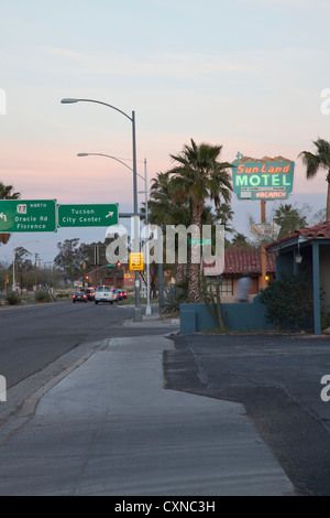 Motel signs along the old Miracle Mile, Tucson, Arizona Stock Photo - Alamy