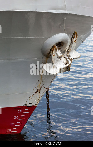 Ship fore with raised anchor Stock Photo - Alamy
