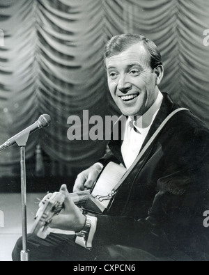 VAL DOONICAN Irish singer about 1964 Stock Photo - Alamy