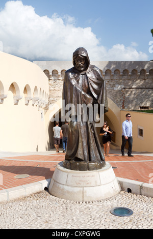 Statue of François Grimaldi in front of the Prince's Palace, Monaco ...