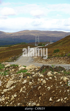 Constructing bases for electricity pylons on the controversial Beauly ...