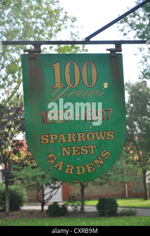 Sparrows Nest Gardens, a public park in Lowestoft Stock Photo - Alamy